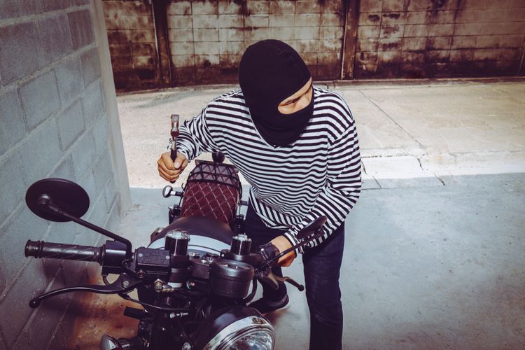 Hanya 30 Detik! Waspada, Pelaku Pencurian Kendaraan Bermotor Sebut 2 ...