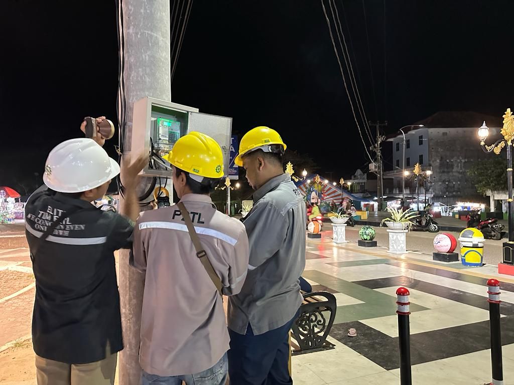 Tingkatkan Keandalan Layanan, PLN Rutin Lakukan Pemeliharaan kWh Meter ...