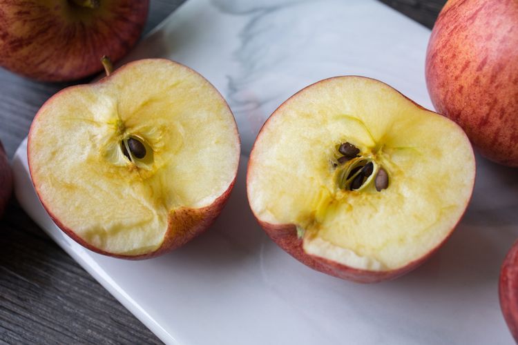 Apel Potong yang Berubah Warna Jadi Coklat Masih Aman Dimakan? - bangka ...