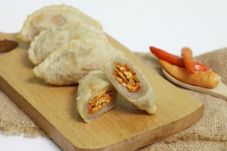 Berikut ini Cara Membuat Cireng Isi Ayam Suwir Pedas - bangka.sonora.id