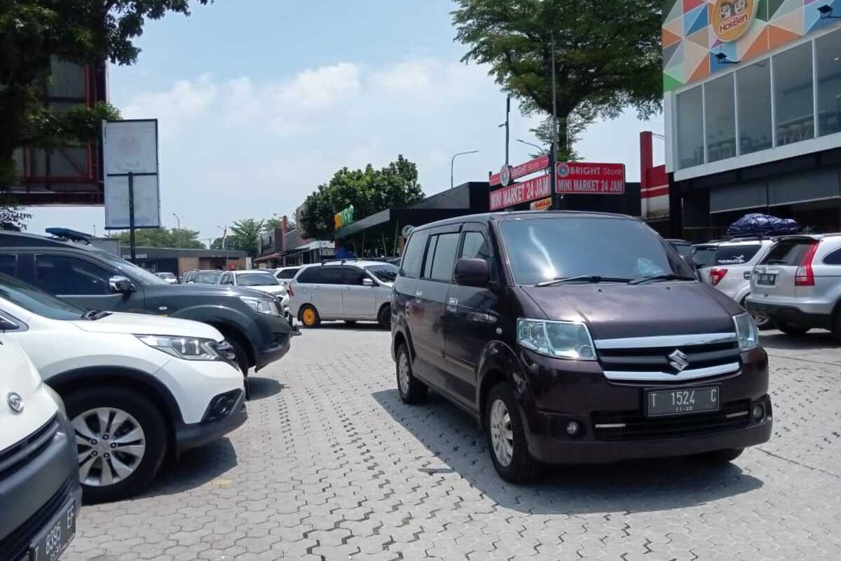 Waspada Mobil Rawan Kemalingan, Begini Untuk Tips Berhenti di Rest Area ...