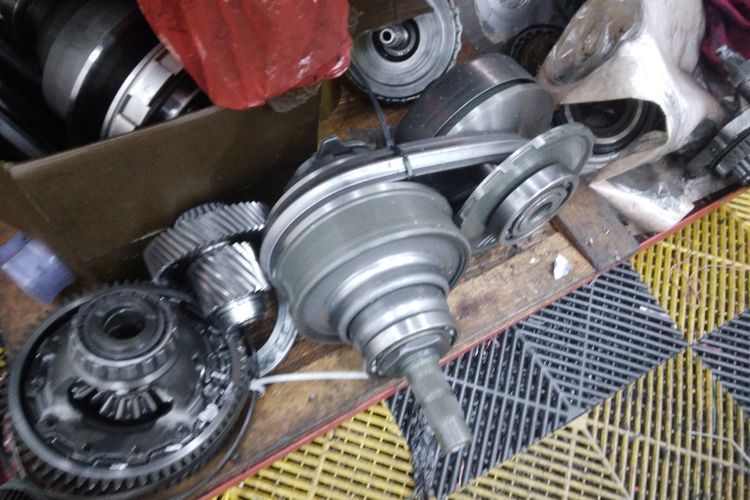 Apakah Benar Sabuk Baja CVT Mobil Matik Lebih Mudah Putus? - bangka ...