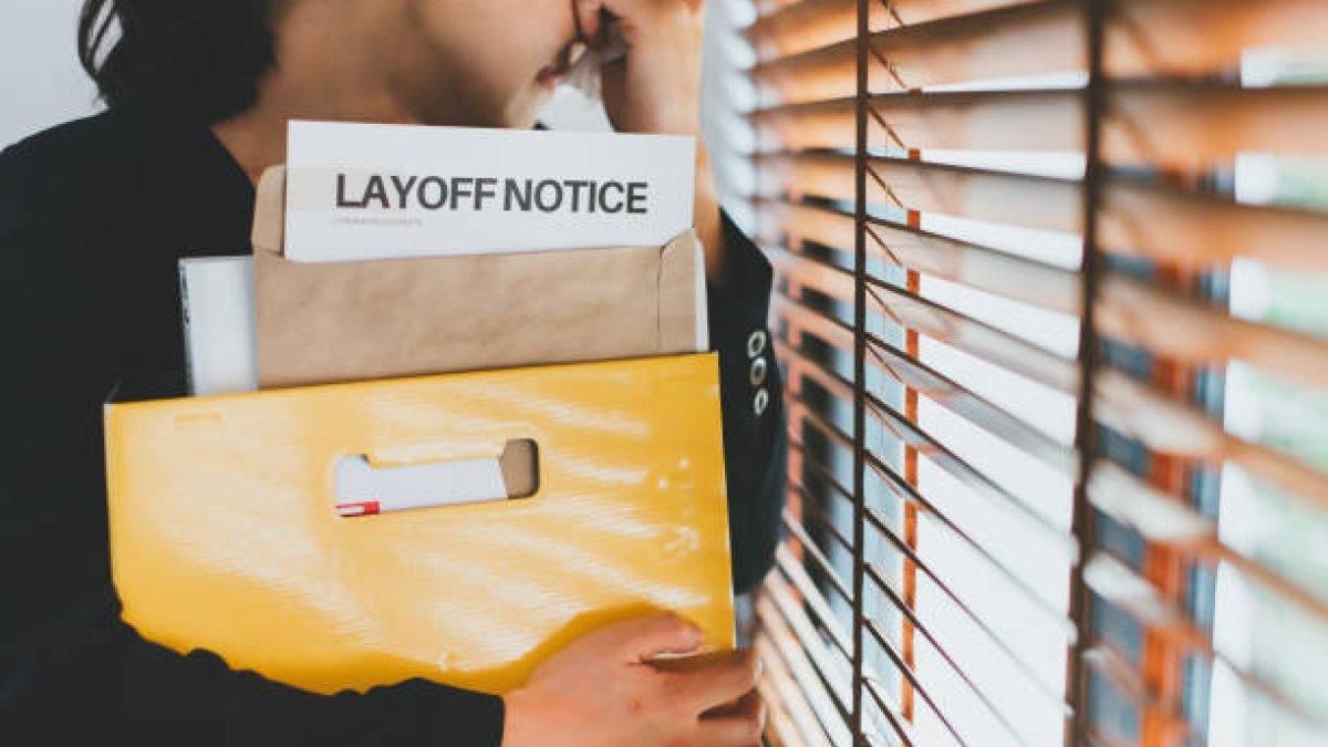 Meningkatnya Fenomena Layoff, Lakukan Hal Ini Jika Terdampak PHK ...
