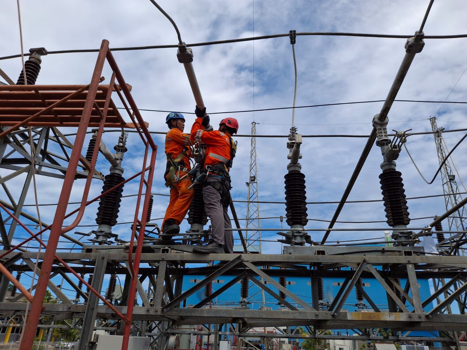 Modernisasi Peralatan, PLN Gunakan Thermovisi Dalam Pemeliharaan ...