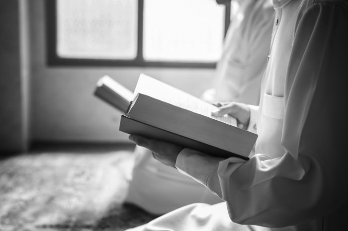 Hukum Bacaan Tasydid: Pengertian, Jenis, Cara Baca, dan Contohnya ...