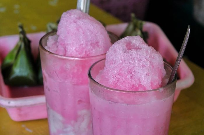 Es Sagwan, Minuman Segar Khas Tegal Laka-Laka - Sonora.id
