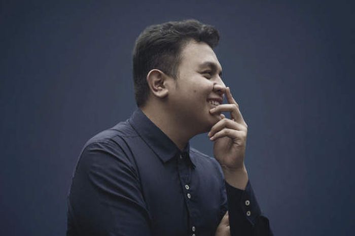 Lirik Lagu Sahabat Kecil Turut Dinyanyikan Tulus, yang Viral TikTok - Sonora.id