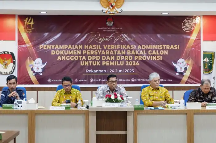 Bakal Calon DPD dan DPRD Provinsi Riau Menerima Hasil Vermin dari KPU ...