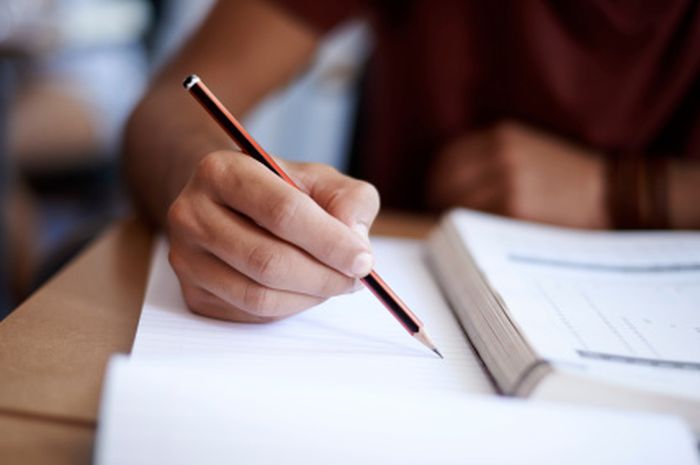 20 Contoh Ukara Tanggap dalam Bahasa Jawa, Lengkap dengan Pengertian ...