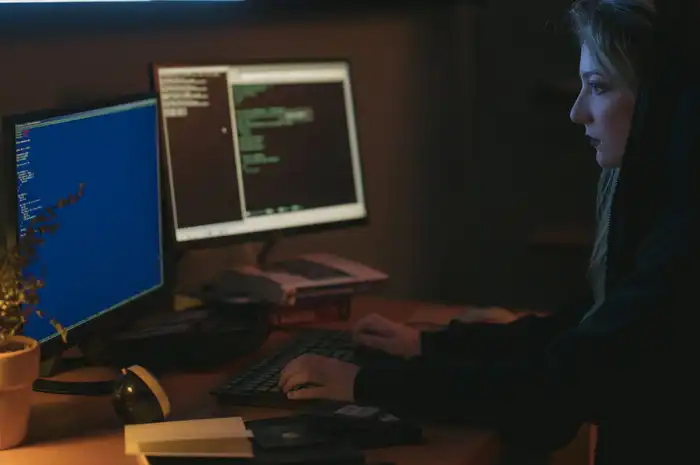 FANTASTIS! Segini Gaji Hacker di Dunia, Nominalnya Capai Miliaran ...