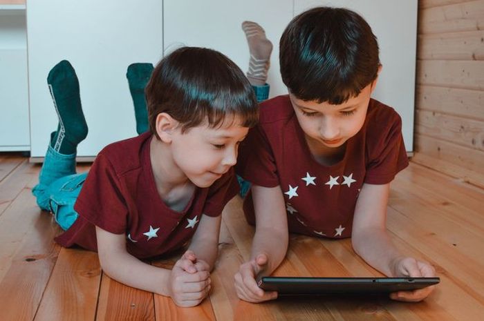 Perhatikan! Ini Pentingnya Hindari Digital Multitasking pada Anak ...