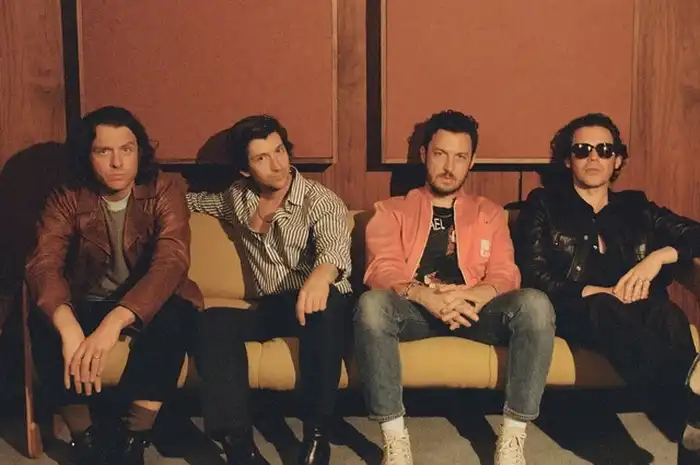 Lirik Lagu No 1 Party Anthem - Arctic Monkeys, Lengkap Terjemahan ...