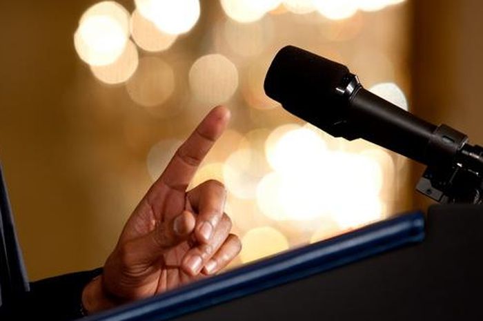 6 Contoh Pidato Bahasa Jawa Singkat dalam Berbagai Tema, LENGKAP ...