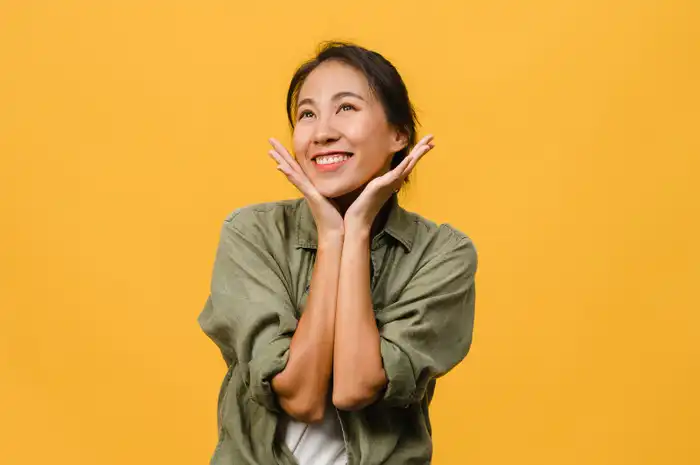 Pengertian Rendah Hati: Manfaat dan Contoh Sikap - Sonora.id