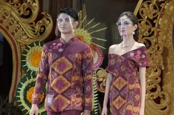 Tenun Ikat Endek, Bawa Kota Denpasar Raih Juara 1 Lomba Peragaan Busana ...