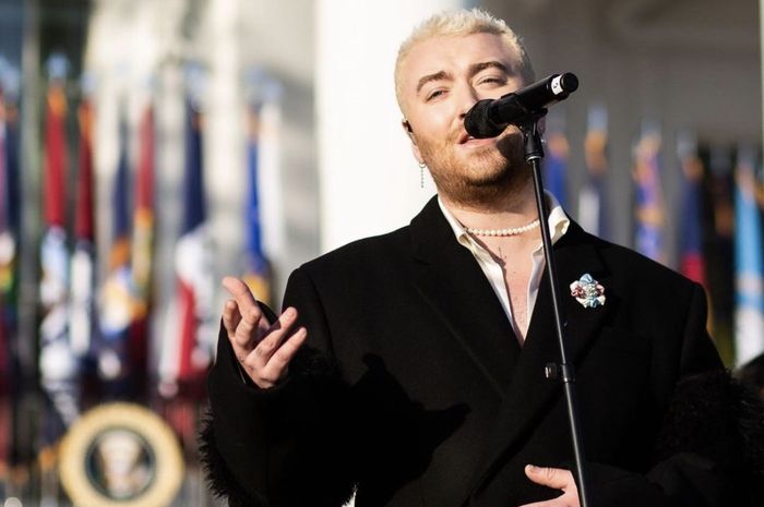 Lirik Lagu No God – Sam Smith, dengan Terjemahan Bahasa Indonesia - Sonora.id