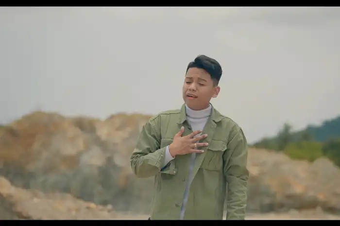Lirik Lagu 'Pecinta Berduri' - Arief, Trending YouTube - Sonora.id