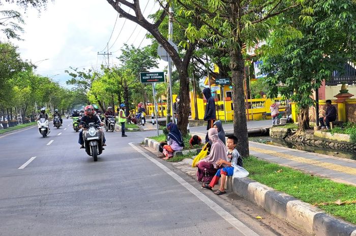 Jelang Lebaran, Pengemis di Kota Banjarmasin Makin Menjamur - Sonora.id
