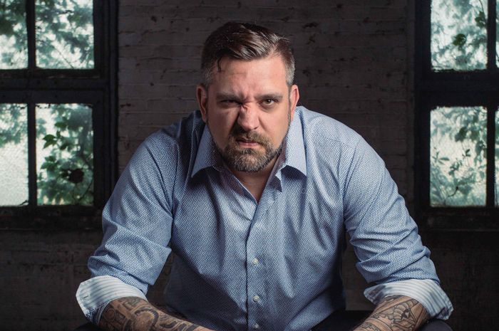 35 Kosakata Bahasa Sunda Kasar dan Artinya, Wajib Dihindari! - Sonora.id