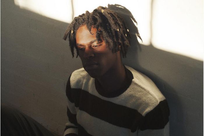 Makna Lagu Superpowers - Daniel Caesar, Liriknya Cukup Mengharukan ...