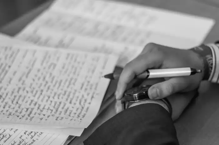 25 Contoh Majas Litotes dalam Kalimat - Sonora.id