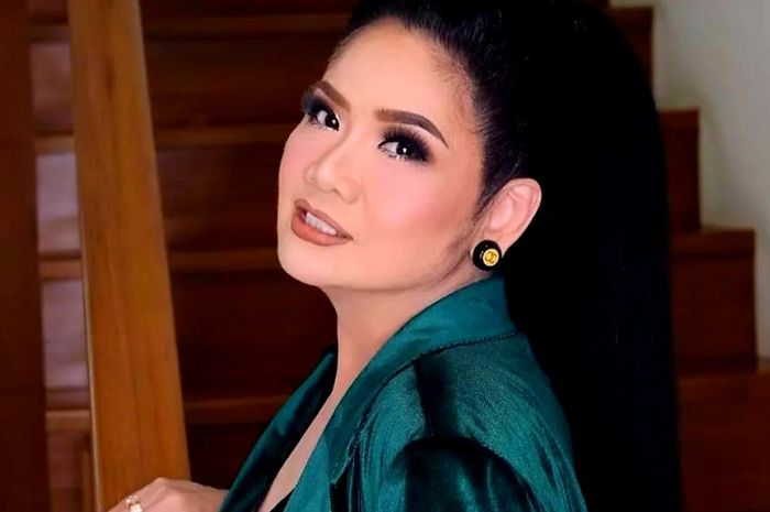 Lirik Lagu 'September Ceria' milik Vina Panduwinata, Kasih Kau Beri ...