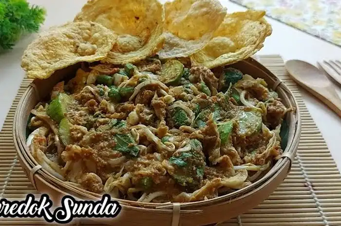 Resep Membuat Karedok Khas Masyarakat Sunda yang Menggugah Selera ...